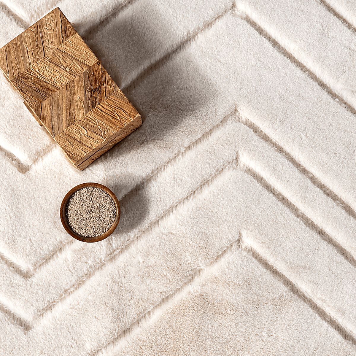 Tello Off-White Beige,White Rugs | Rooms to Go