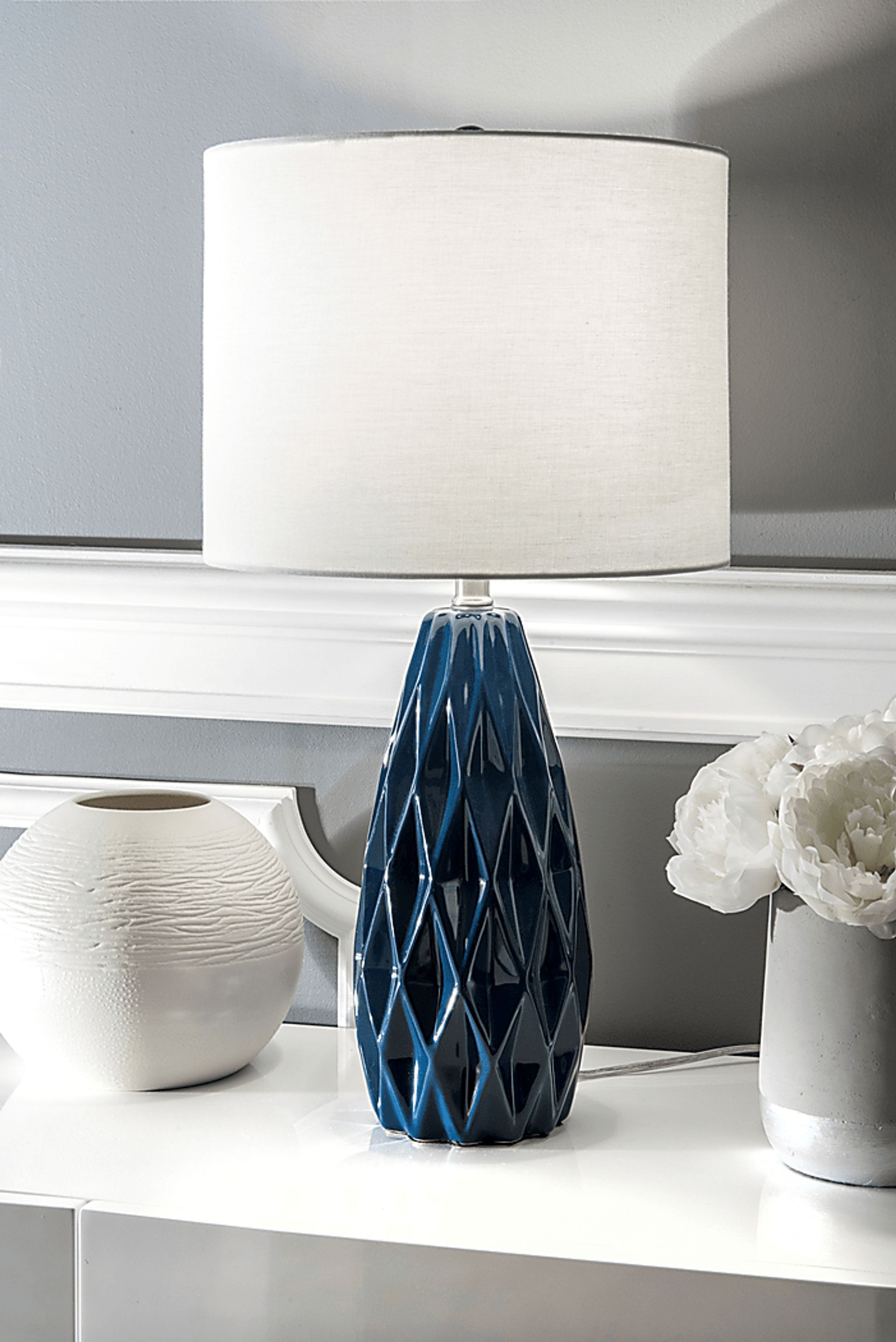 Treille Navy Blue Table Lamp | Rooms to Go