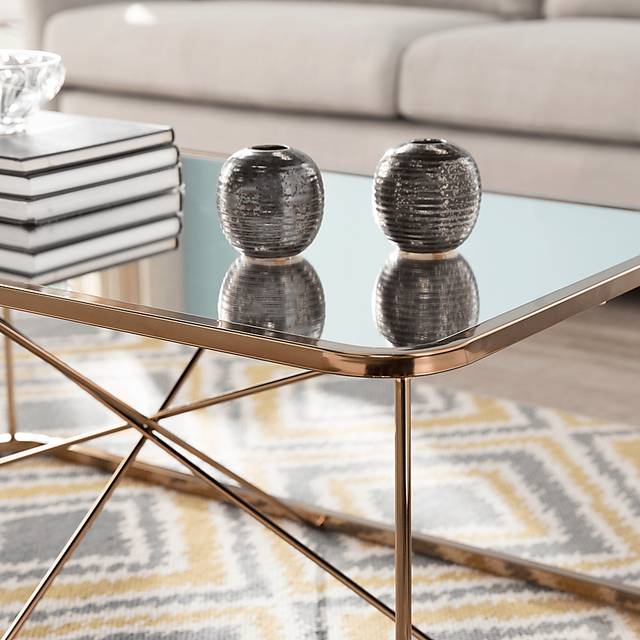 Verret Champagne Colors Cocktail Table | Rooms to Go