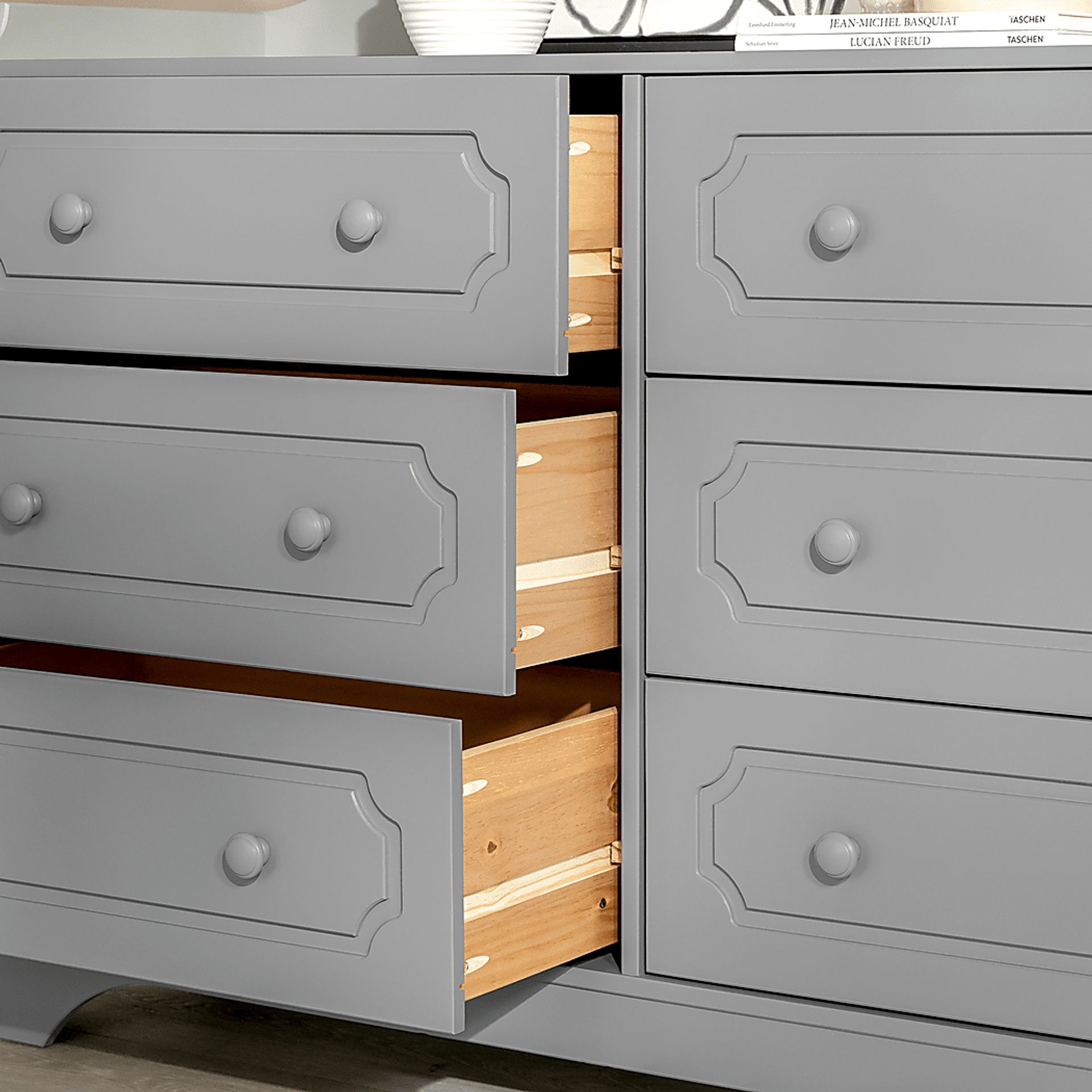 Wainfleet Gray Dresser | Rooms to Go