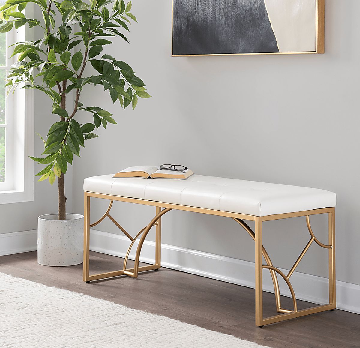 Waldroup I White Accent Bench | Rooms to Go