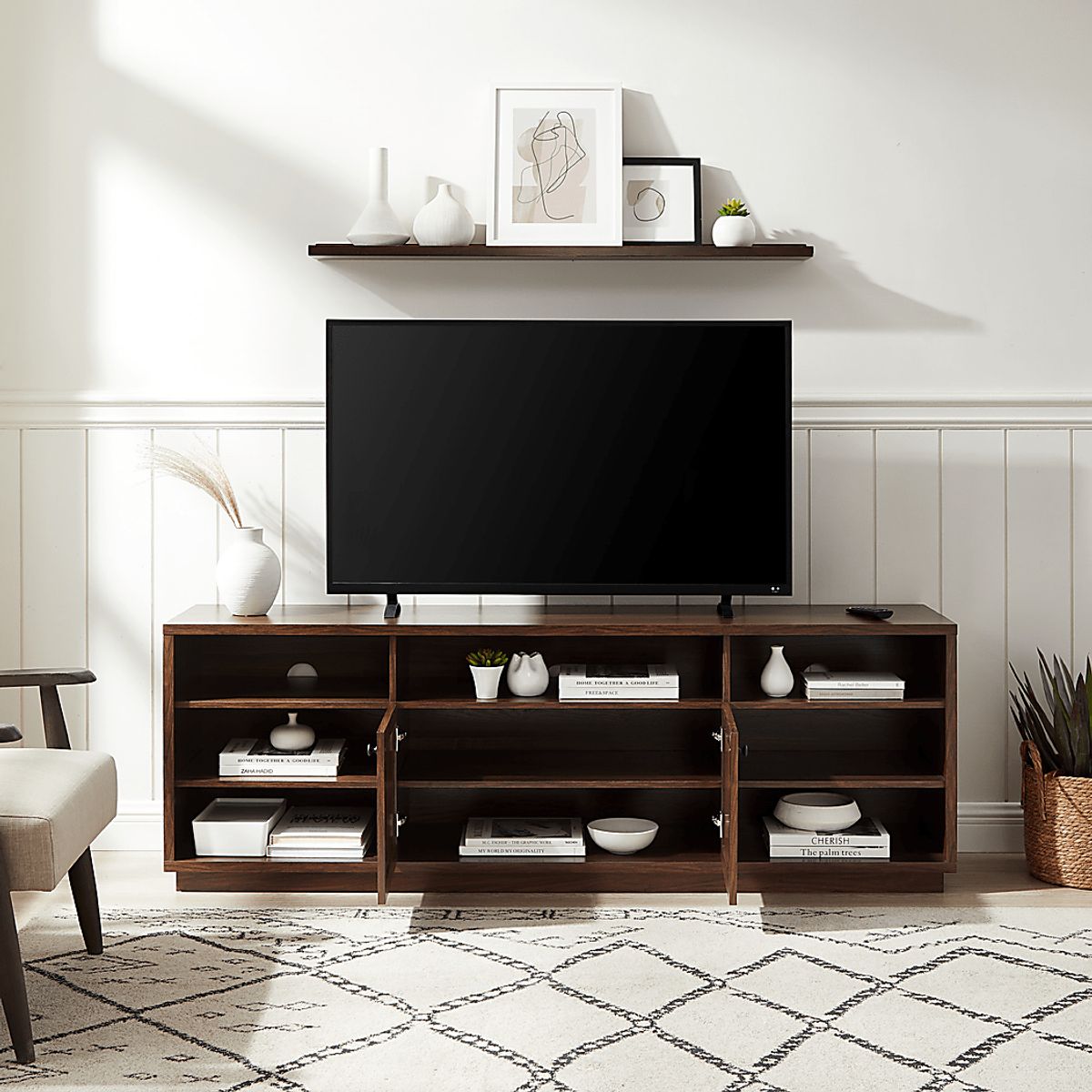 Wickhamford Walnut Dark Wood Console | Rooms to Go