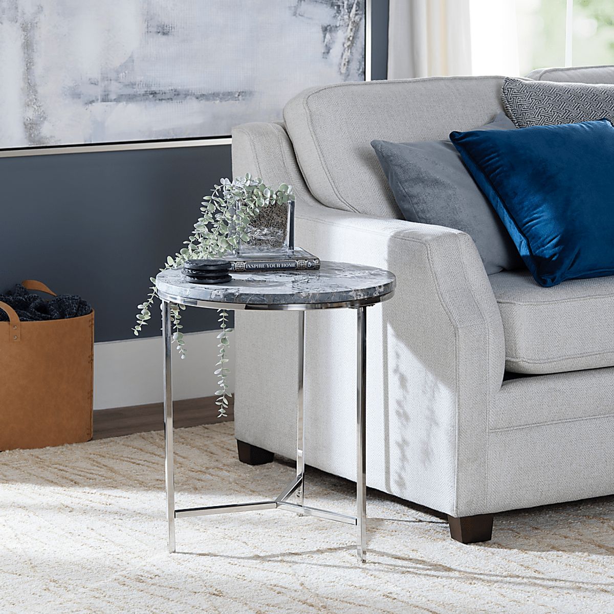 Willoway Gray End Table | Rooms to Go