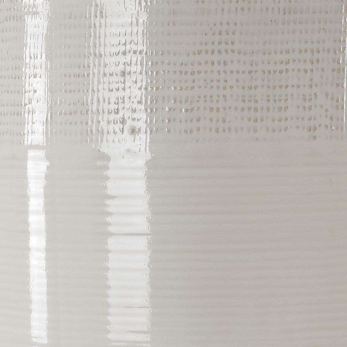 Wisteria Grove White Table Lamp | Rooms to Go