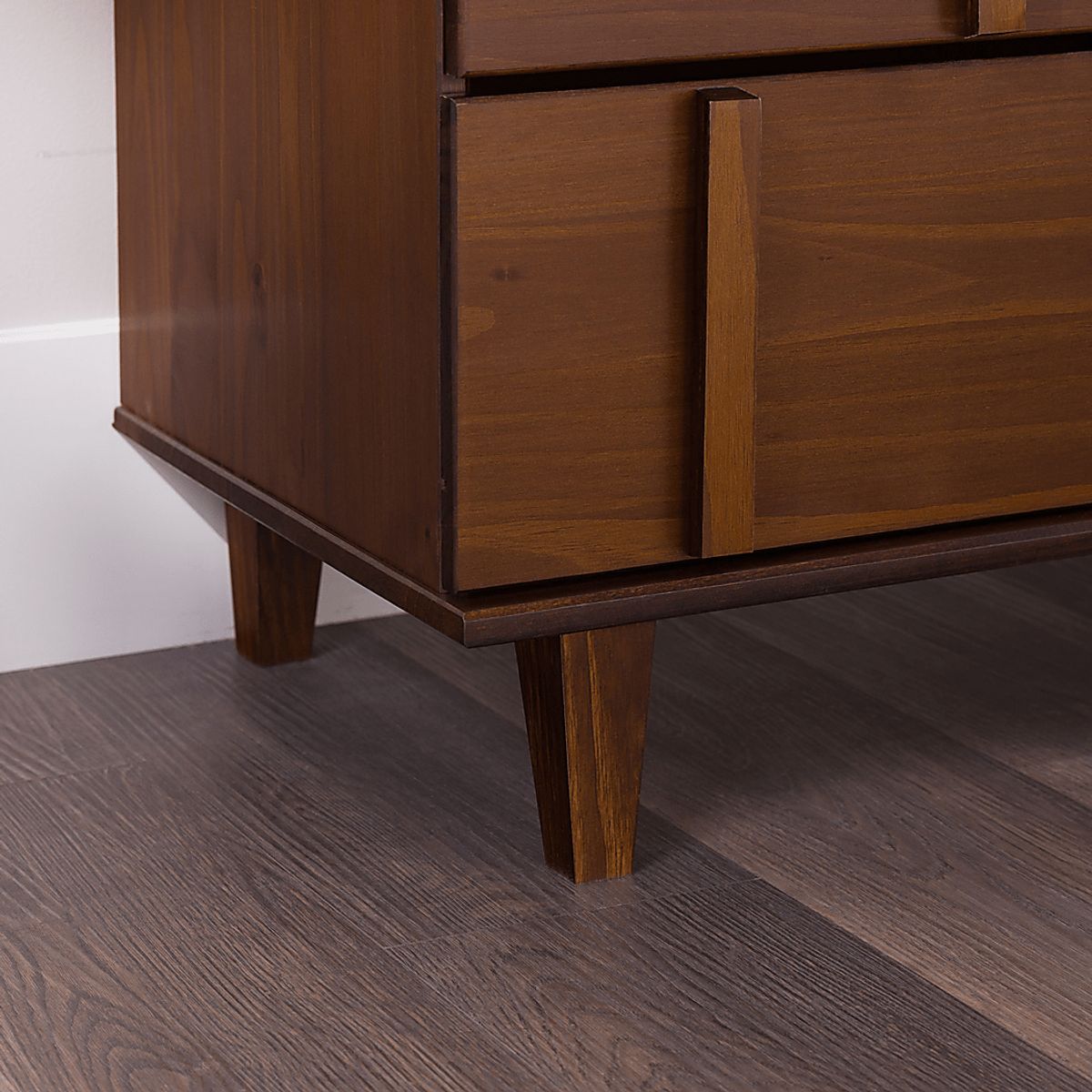 Woodviolet Walnut Dark Wood Dresser | Rooms to Go