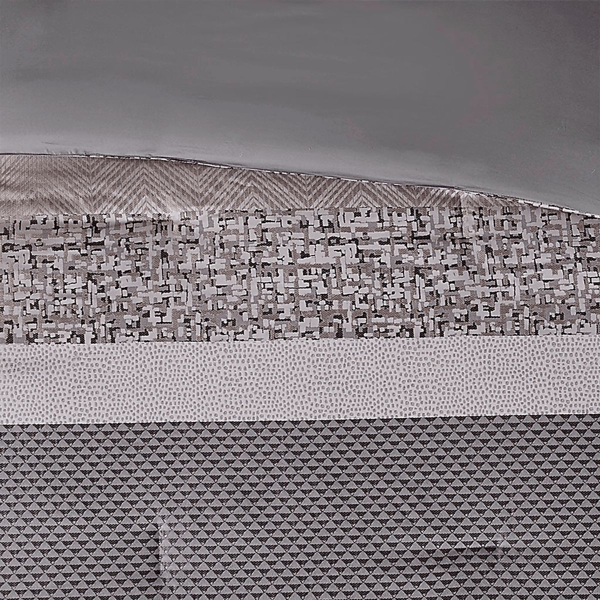 Zair Gray 7 Pc California King Comforter Set | Rooms to Go