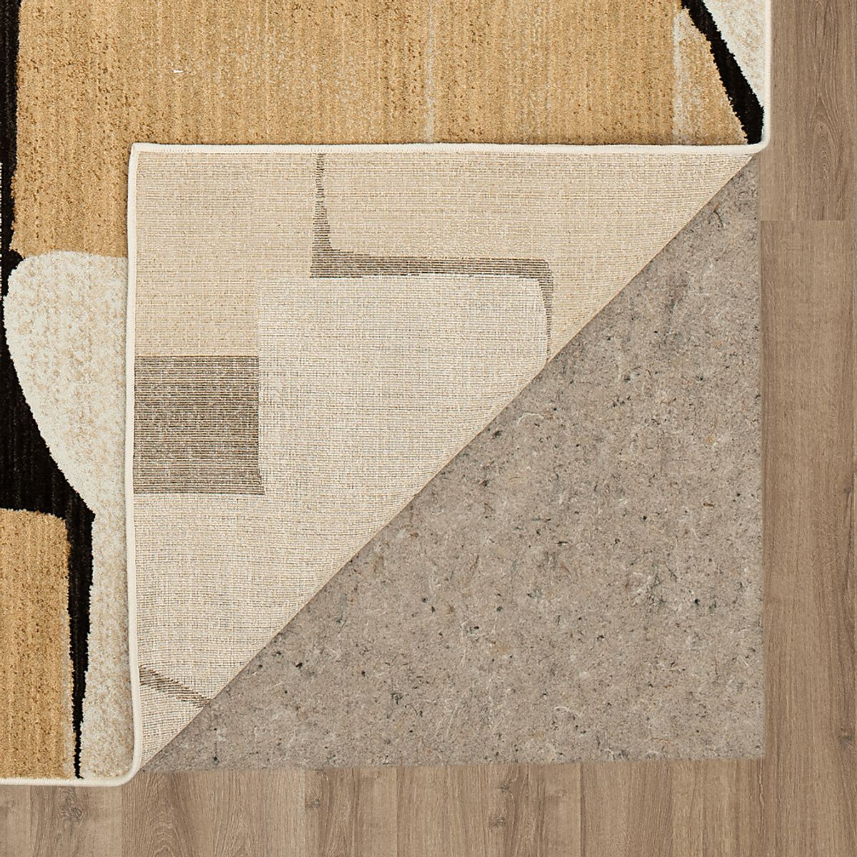 Zuhu Cream Beige Rug | Rooms to Go