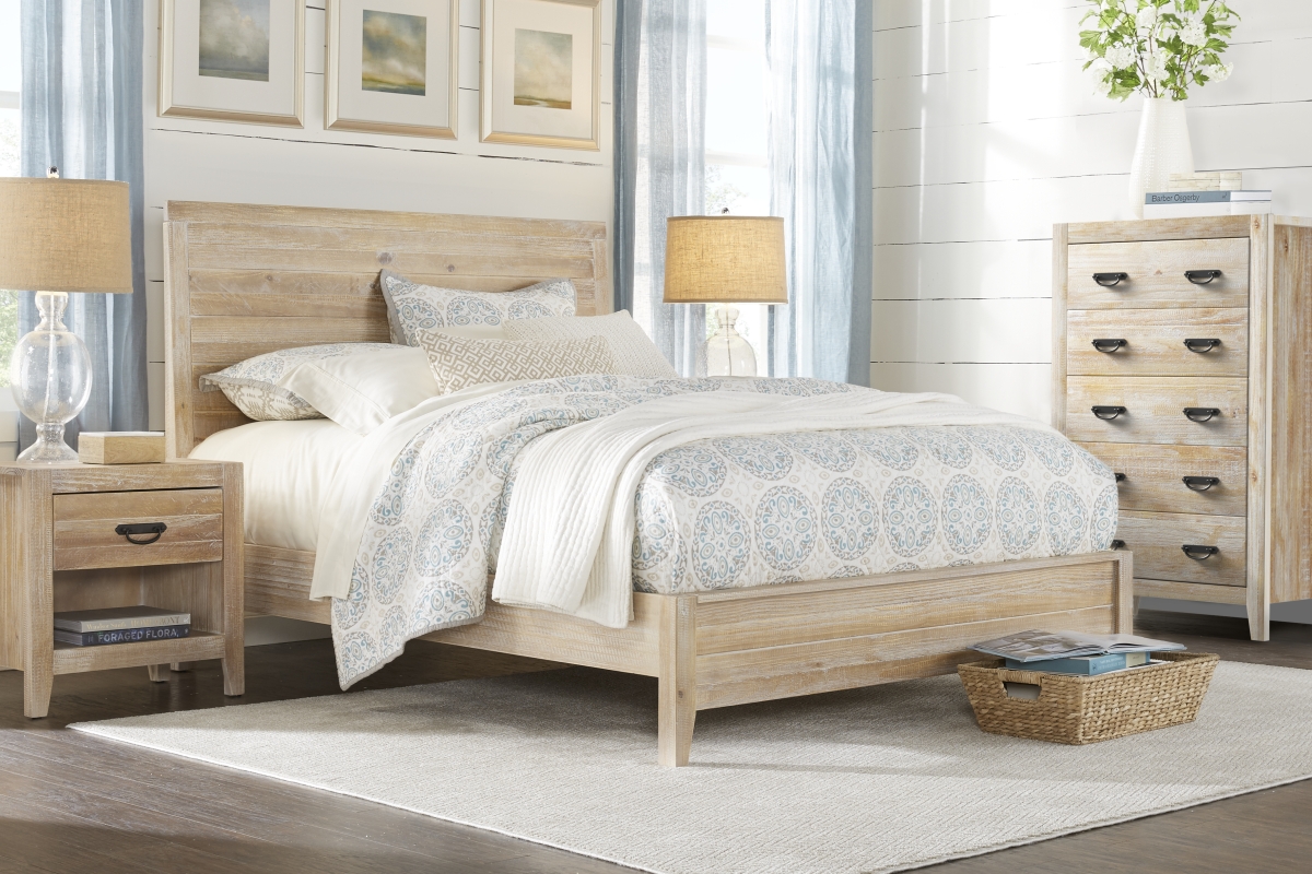 Palm Grove Taffy Light Wood 3 Pc King Bed | Rooms to Go