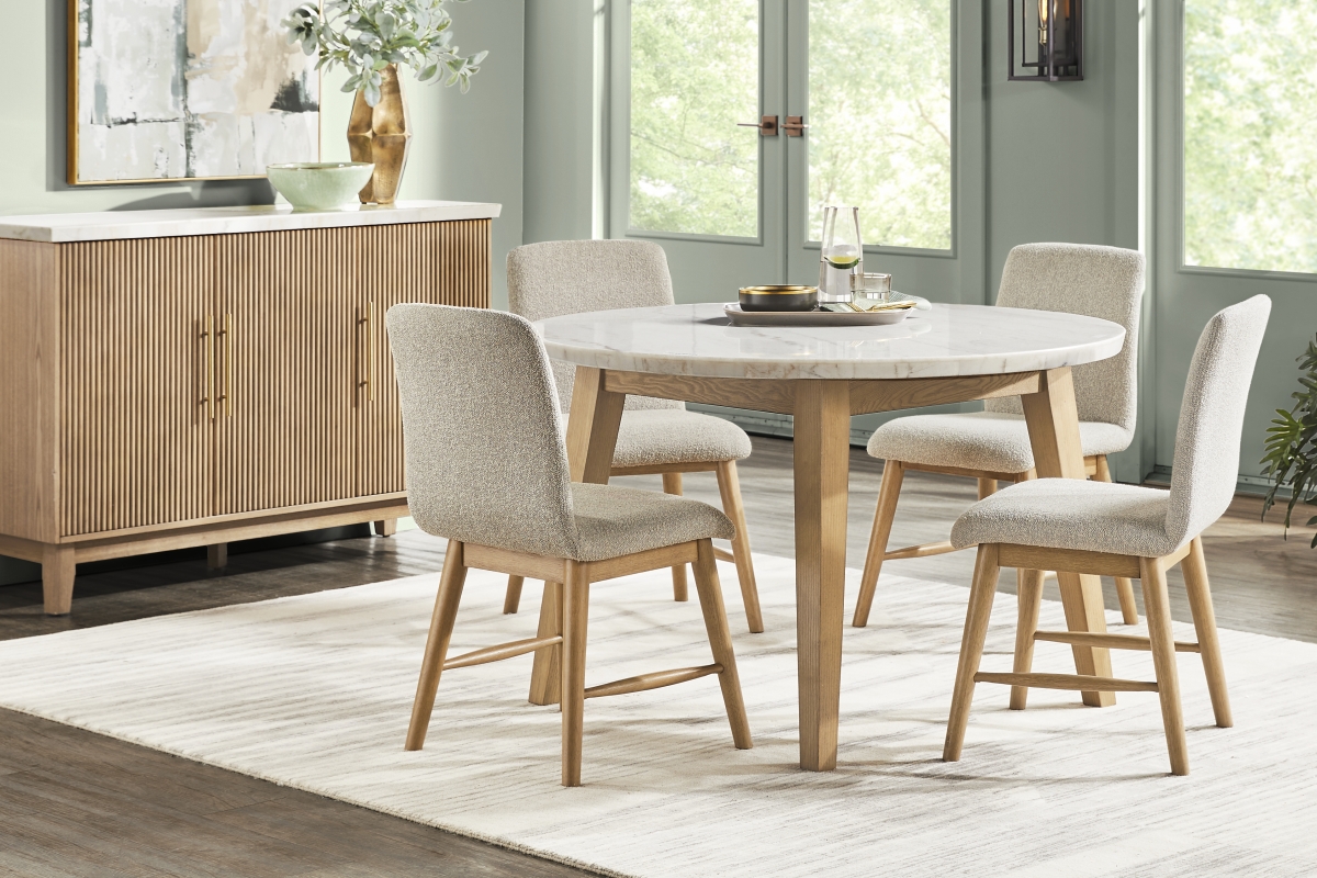 Viola Natural Light Wood Round Dining Table | Rooms to Go