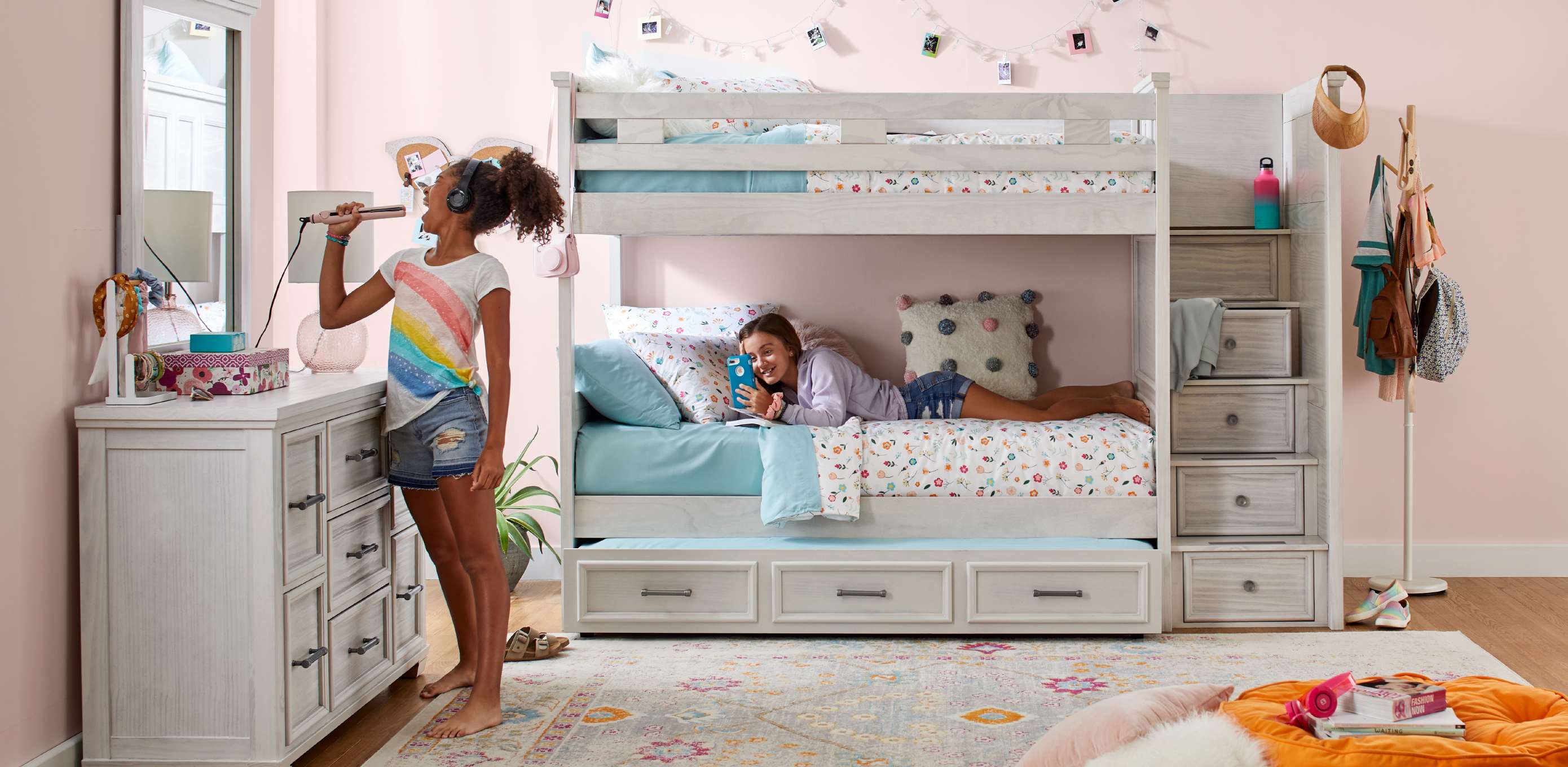 Rooms to go kids room store