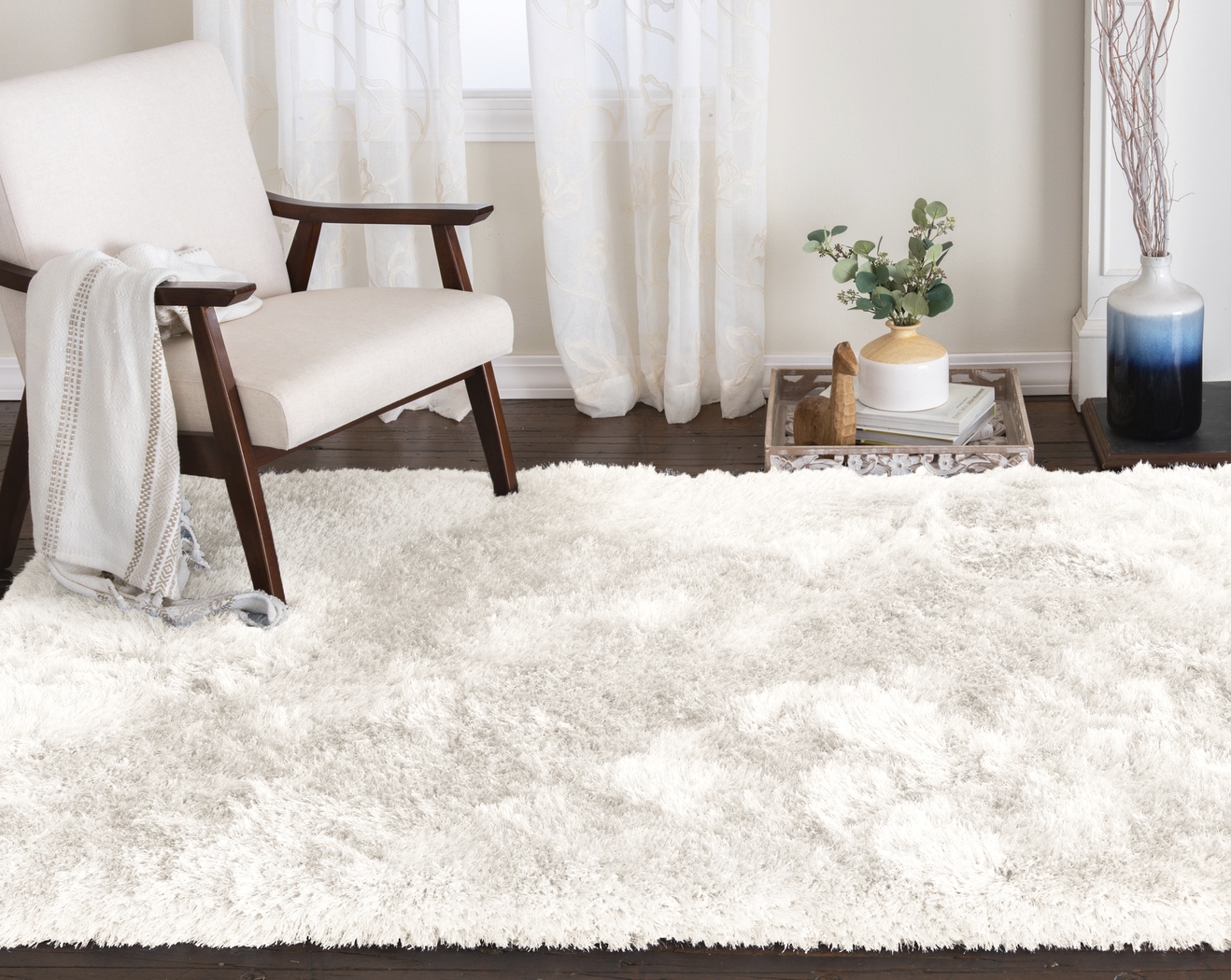 Sparkle Shag Ivory Beige Rug | Rooms to Go
