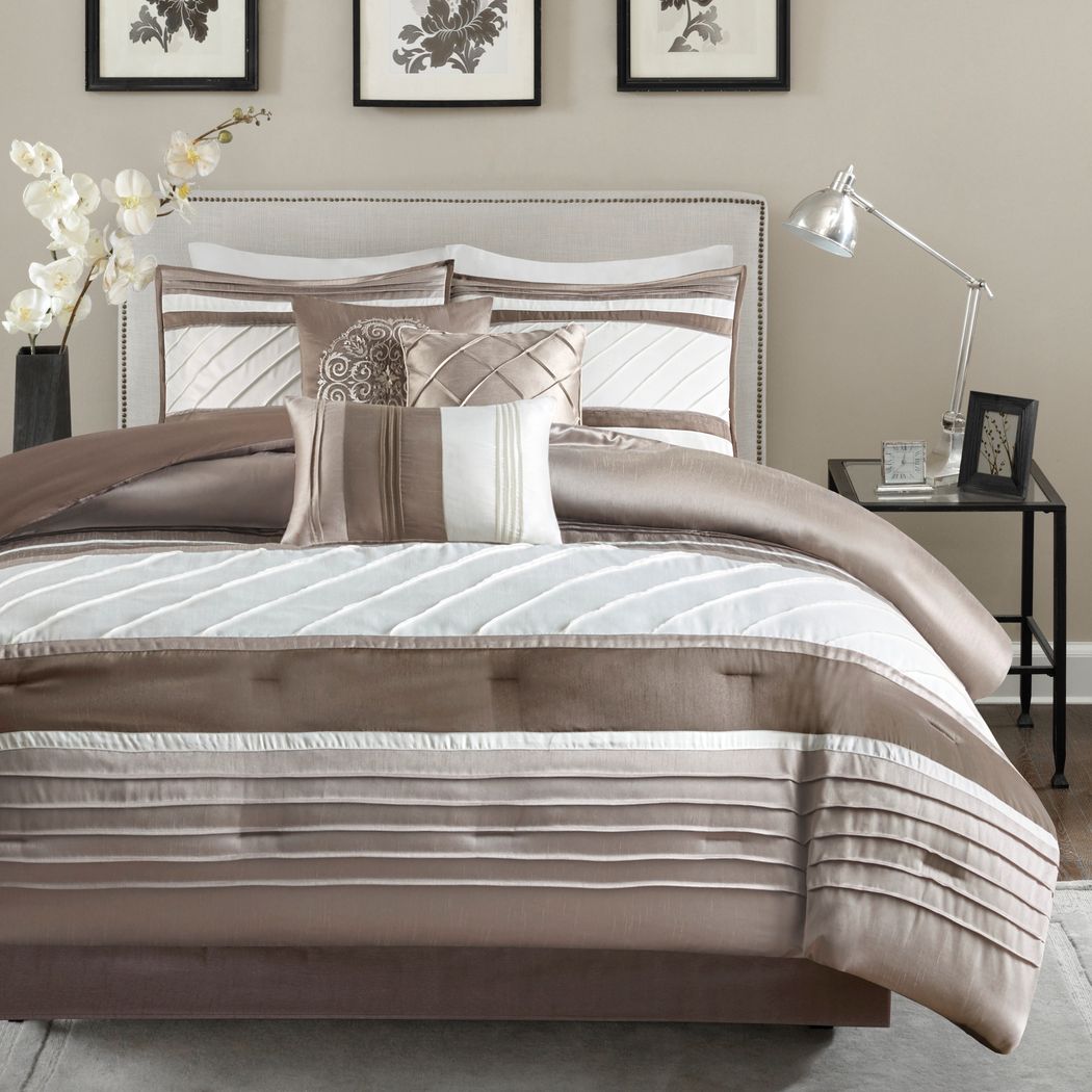 Zina Tan 7 Pc Queen Comforter Set - Rooms To Go